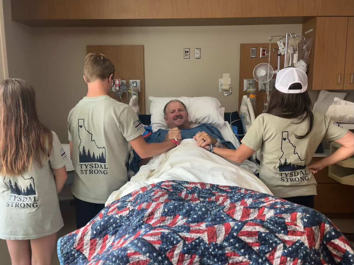 Tysdal Strong – Vast Apparel